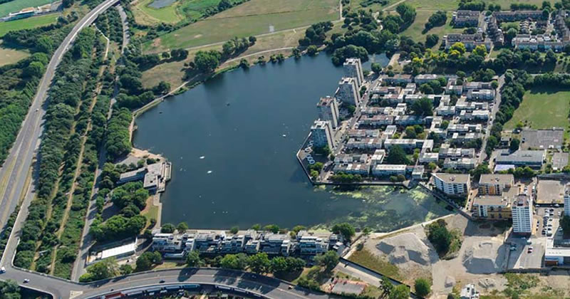 Southmere Village Library: una nuova biblioteca sul Lago Southmere ...