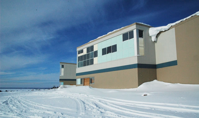 Architettura sociale: Sportplex in Behchoko, a 40° sotto zero