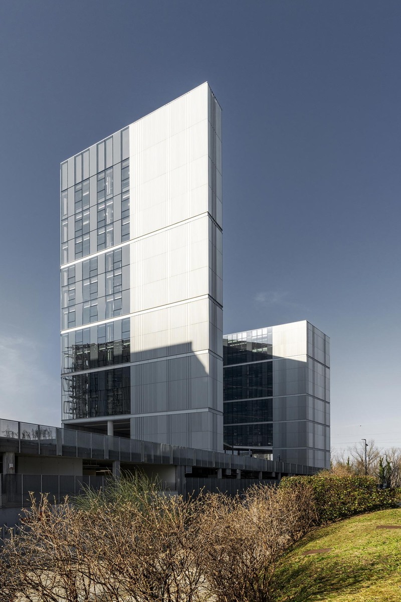 Assago (Mi), Park Associati completa la nuova sede di Accenture per ...