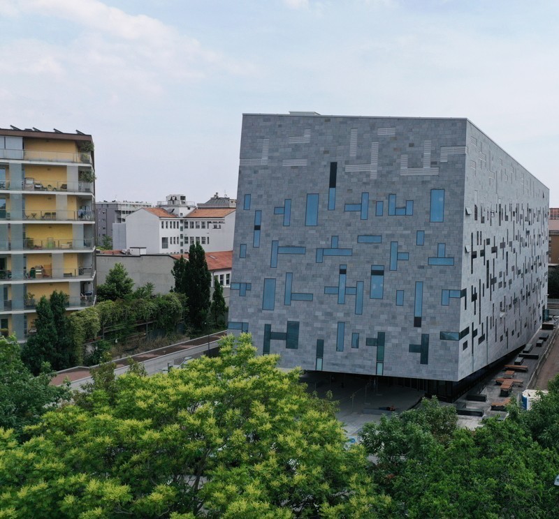 Milano, inaugurato l'edificio-arca di Claudio Lucchin per il Gruppo Cap
